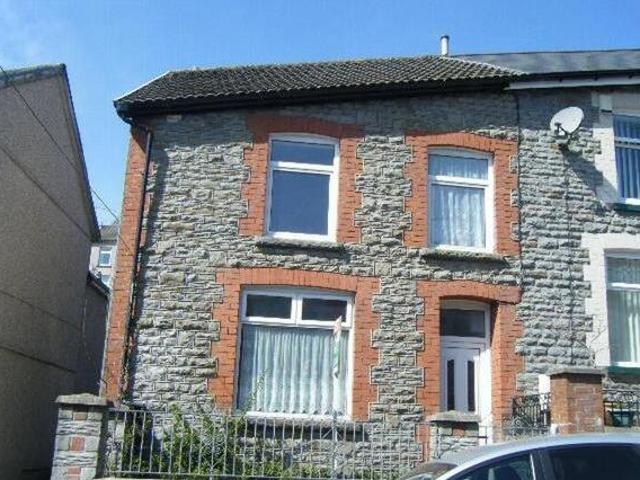 Brynhyfryd Terrace, Tylorstown, 3 Bedroom Terraced