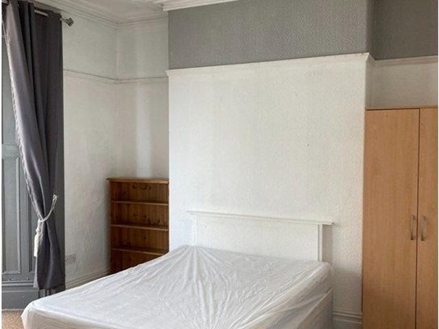Brynmill Avenue, Brynmill, Swansea SA2, Room to rent, £500 pcm | PrimeLocation