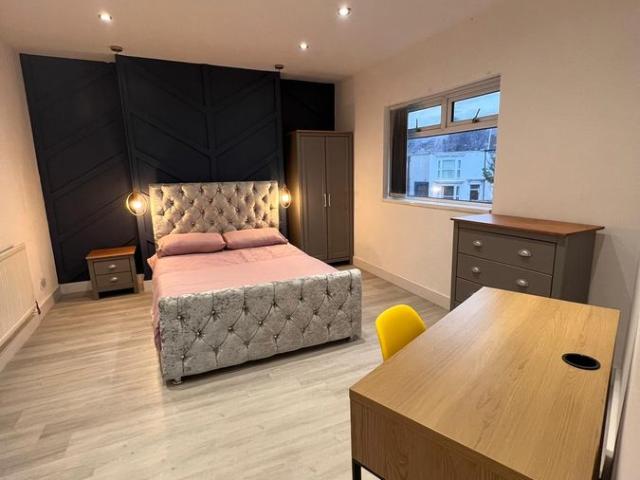 Brynmill Avenue, Swansea SA2, 4 bed terraced house to rent, £1,600 pcm | PrimeLocation