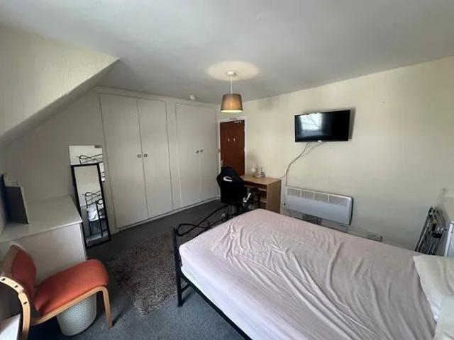 Brynymor Road, Swansea, SA1