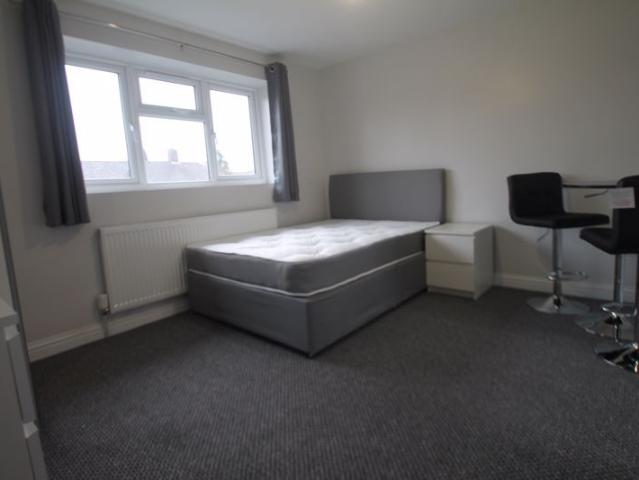 Bryony Close UB8, 1 bed flat to rent, £800 pcm | PrimeLocation