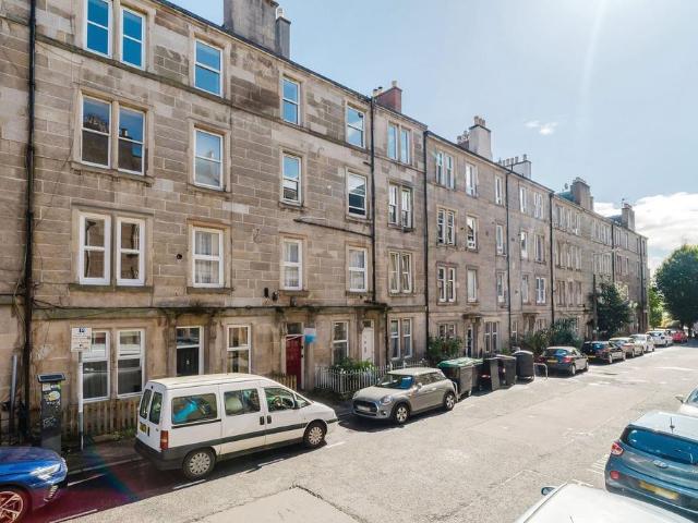 Bryson Road, Edinburgh 2 bed apartment to rent £1,650 pcm £381 pw