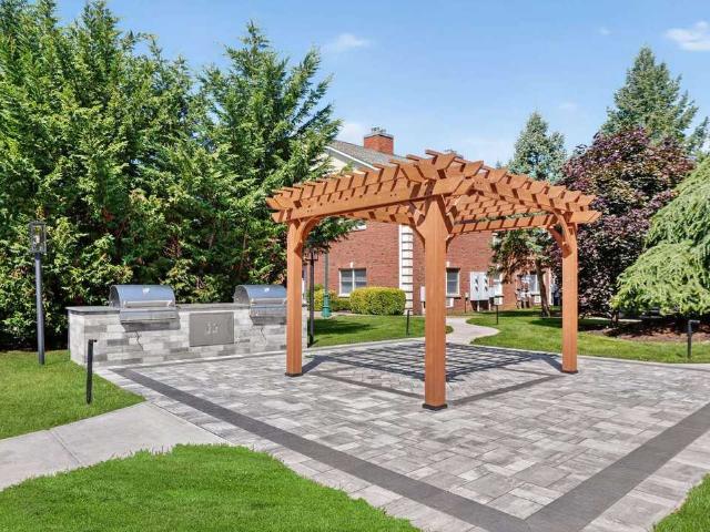 Bunt Commons II: 55+ Senior Living Community 2 Bedroom Apartment for Rent at 107 Wartburg Ave, Copiague, NY 11726