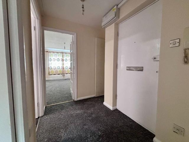 Bunting Close N9, 2 bed flat to rent, £1,700 pcm | PrimeLocation
