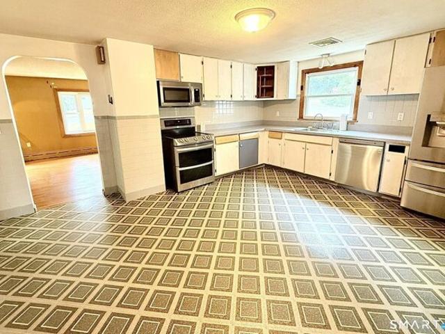 Bunting Rd, Seymour, Home For Sale