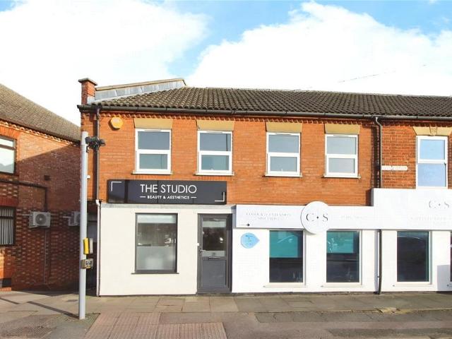 Bunyan Road, Bedford MK42 2 bed flat to rent £1,050 pcm £242 pw