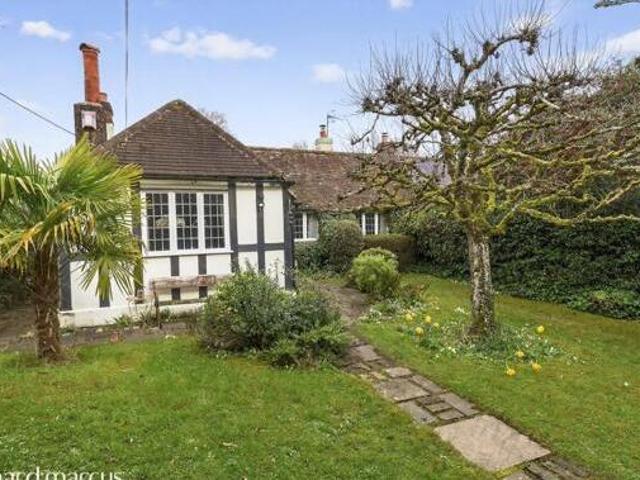 Bunce Common Road, Leigh, 2 Bedroom Character