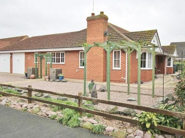 Bungalow 4 Bedroom For Sale Cowbit Cowbit 399995 ES98612252