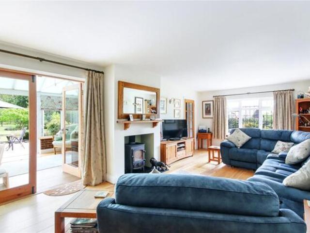 Bungalow 4 Bedroom For Sale Cranbrook Kent 1150000 ES101931891