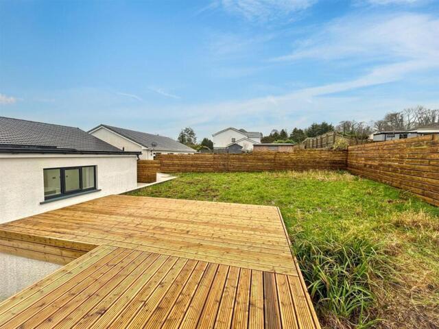 Bungalow 4 Bedroom For Sale Cwmffrwd Cwmffrwd 400000 ELS101676707