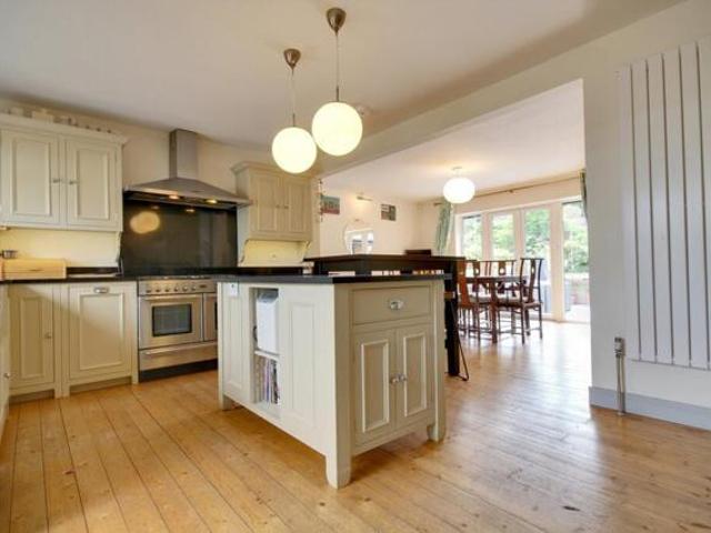 Bungalow 4 Bedroom For Sale Brockenhurst Hampshire 1250000 ES99951978