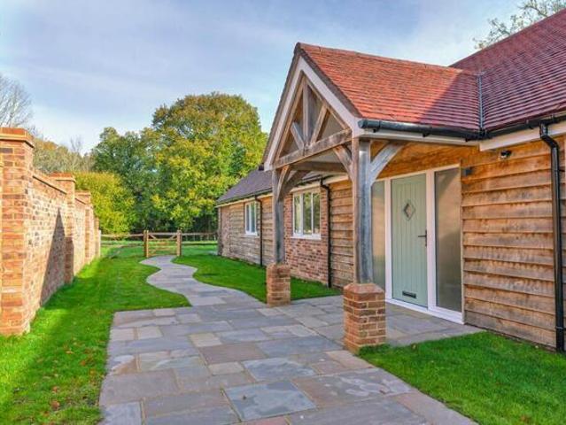 Bungalow 4 Bedroom For Sale East Sussex Kent 1470000 ES98154212