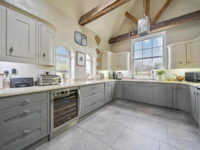 Bungalow 4 Bedroom For Sale Eastleigh Hampshire 900000 ES101168249