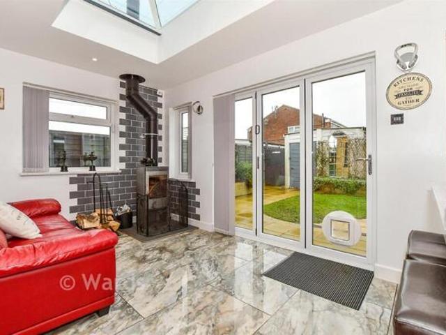 Bungalow 4 Bedroom For Sale Kent Kent 330500 ES101743303