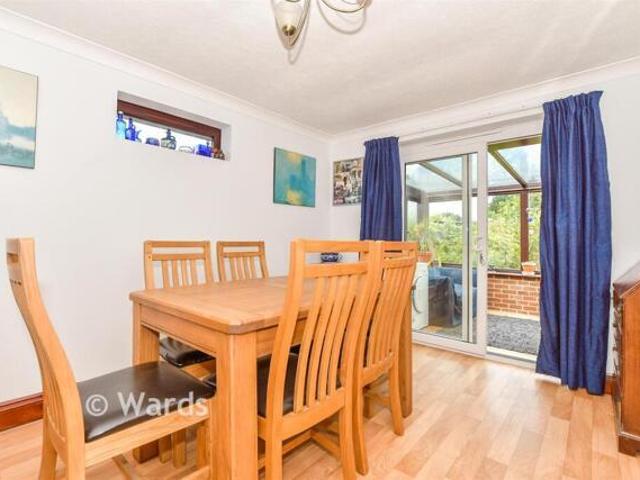 Bungalow 4 Bedroom For Sale Kent Kent 500000 ELS101678599