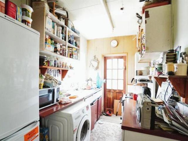 Bungalow 4 Bedroom For Sale Hornchurch Greater London 450000 ES98278198