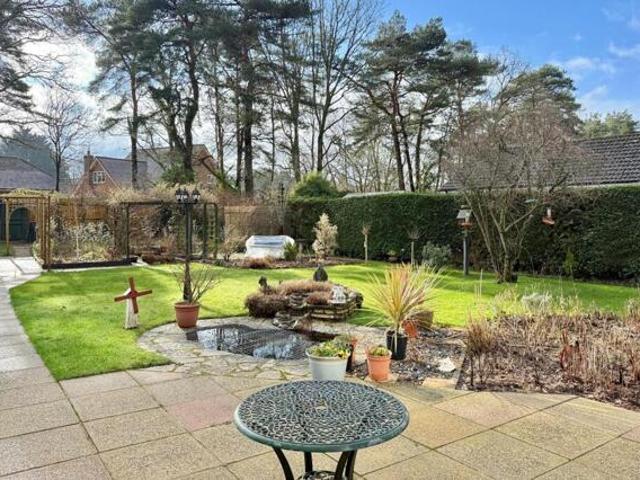 Bungalow 4 Bedroom For Sale Hampshire Hampshire 660000 ES101025722
