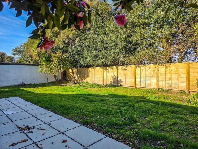 Bungalow 4 Bedroom For Sale Highcliffe Dorset 635000 ELS100096589