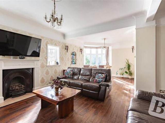 Bungalow 4 Bedroom For Sale Ilford Greater London 1100000 ES100987809