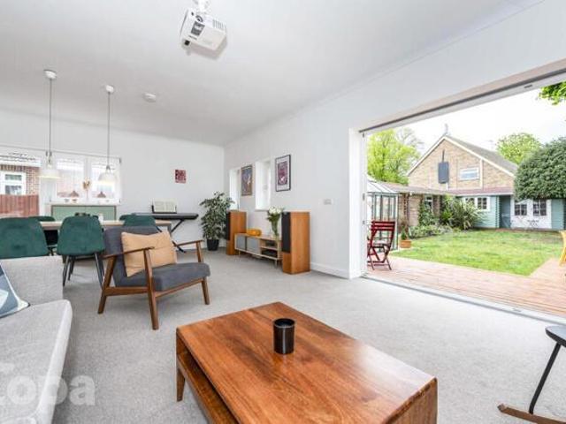 Bungalow 4 Bedroom For Sale Londres Greater London 700000 ES101856005