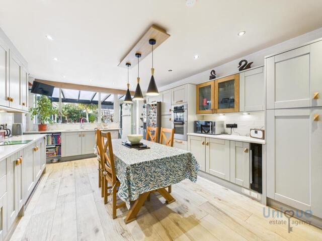 Bungalow 4 Bedroom For Sale Lancs Lancashire 630000 ELS99436722