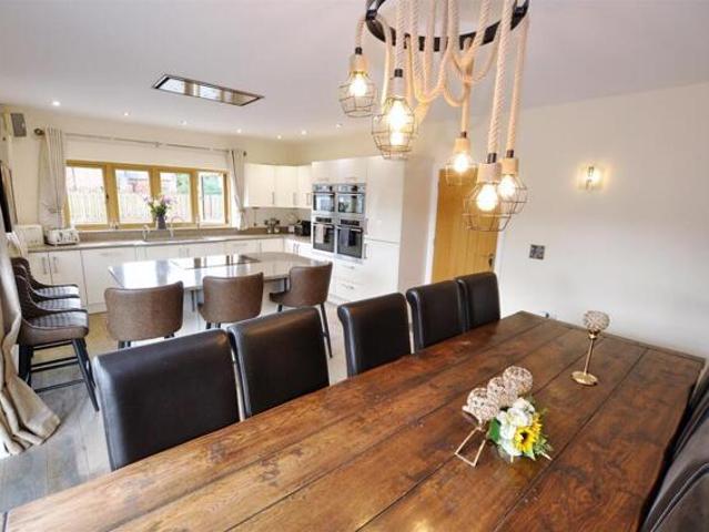 Bungalow 4 Bedroom For Sale Linton West Yorkshire 795000 ELS98903748