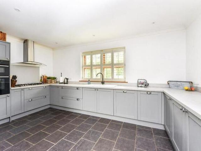 Bungalow 4 Bedroom For Sale Liss Liss 625000 ES101677919