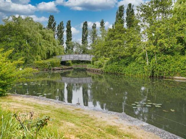 Bungalow 4 Bedroom For Sale Milton Keynes Milton Keynes 700000 ES100426197