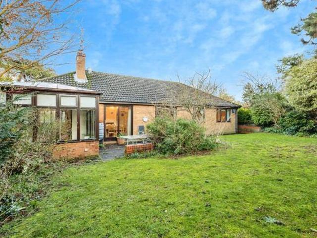 Bungalow 4 Bedroom For Sale Northampton Northamptonshire 585000 ES100058243