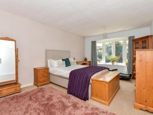 Bungalow 4 Bedroom For Sale New Romney Kent 475000 ELS99029132