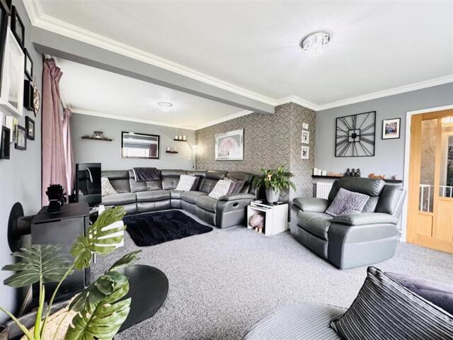 Bungalow 4 Bedroom For Sale Scissett Scissett 450000 ELS101025803