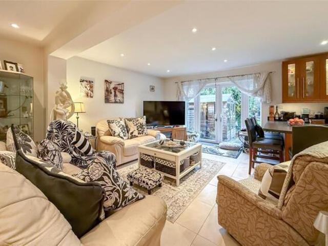 Bungalow 4 Bedroom For Sale St. Albans Hertfordshire 995000 ELS101025718