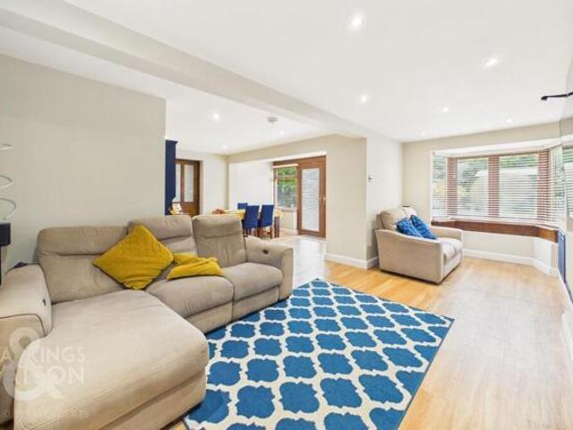 Bungalow 4 Bedroom For Sale Poringland Poringland 425000 ES101743225