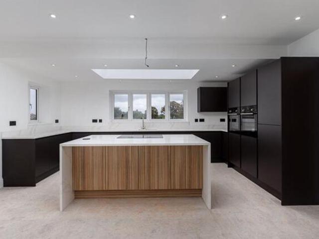 Bungalow 4 Bedroom For Sale Waters Upton Waters Upton 700000 ES98154254