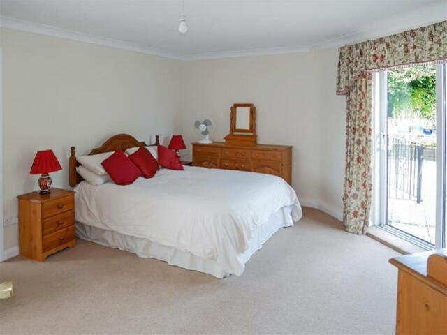 Bungalow 4 Bedroom For Sale Wick Wick 530000 ES101676581
