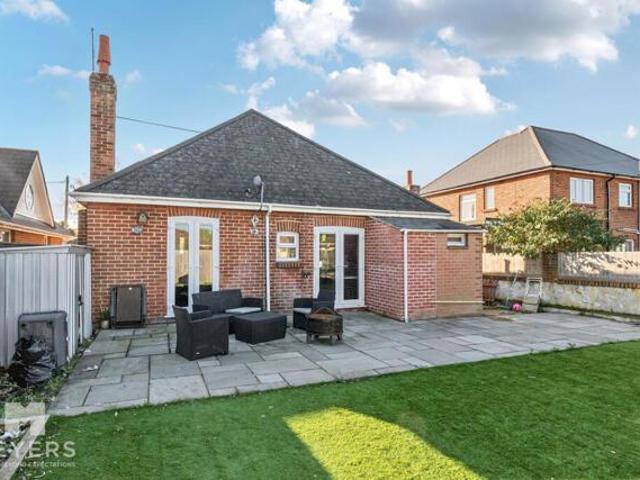 Bungalow 4 Bedroom For Sale Upton Dorset 440000 ES100614819