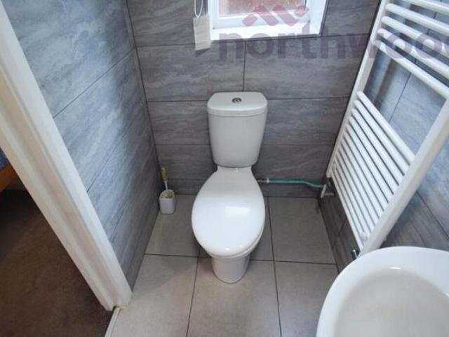 Bungalow 5 Bedroom For Rent Norwich Norfolk 2750 ES100497304