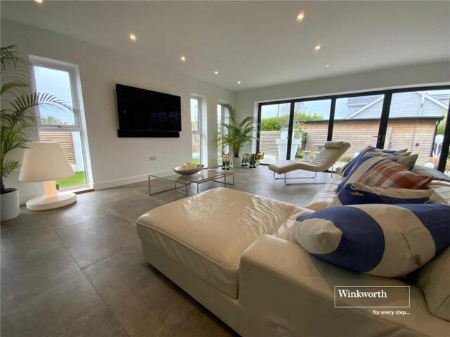 Bungalow 5 Bedroom For Sale Mudeford Dorset 1200000 ES98718310