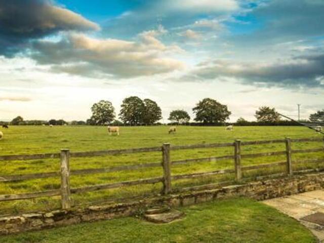 Bungalow 5 Bedroom For Sale North Yorkshire North Yorkshire 475000 ES101119451