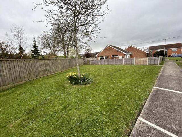 Bungalow 1 Bedroom For Sale Highbridge Somerset 120000 ES101351777