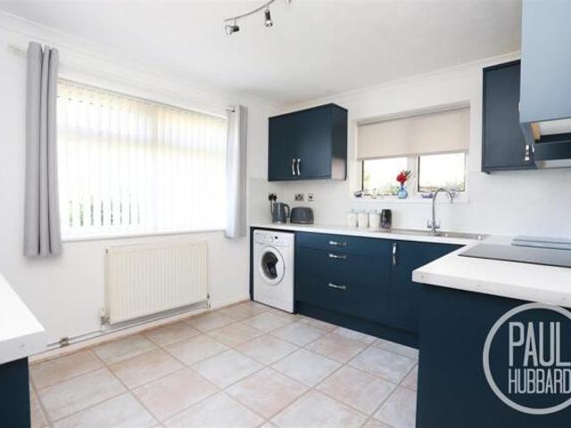 Bungalow 1 Bedroom For Sale Lowestoft Suffolk 190000 ES99290105