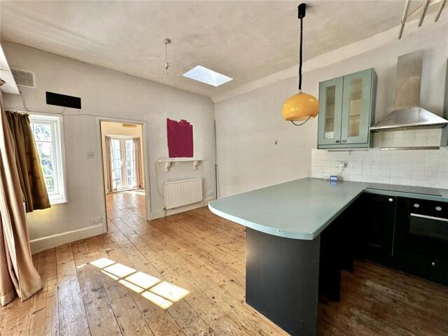 Bungalow 1 Bedroom For Sale Lymington Hampshire 229950 ES101168623