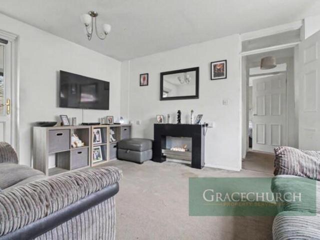 Bungalow 1 Bedroom For Sale Waltham Abbey Essex 300000 ELS99773747