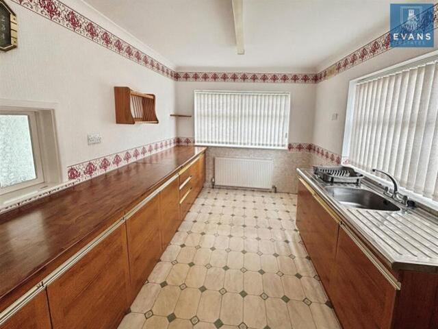 Bungalow 2 Bedroom For Sale Coventry West Midlands 210000 ES100502923