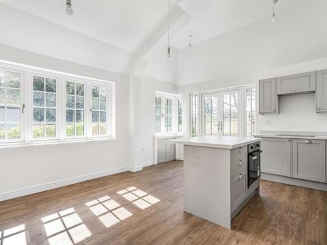 Bungalow 2 Bedroom For Sale Cambridge Cambridgeshire 475000 ES101676014