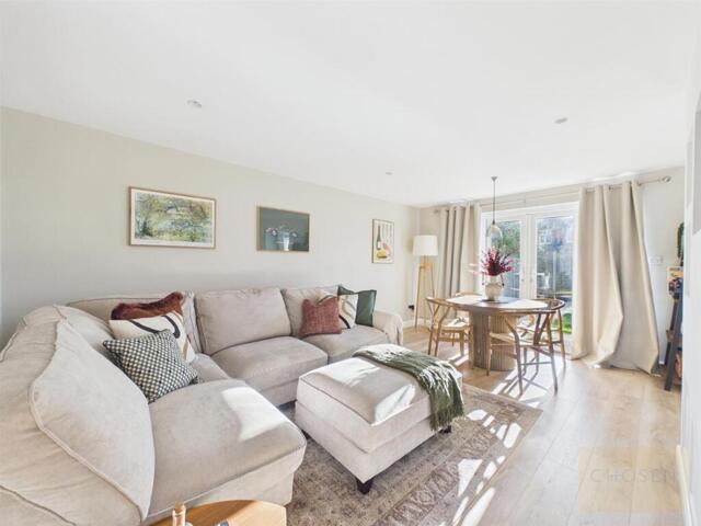 Bungalow 2 Bedroom For Sale Churchdown Churchdown 300000 ELS101200158