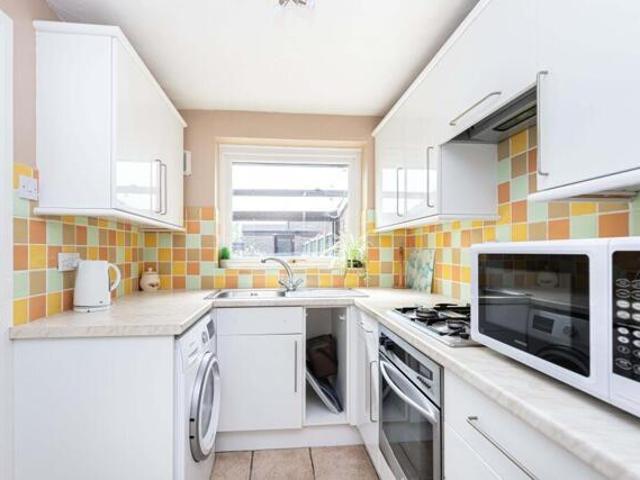 Bungalow 2 Bedroom For Sale Christchurch Dorset 360000 ELS101278003