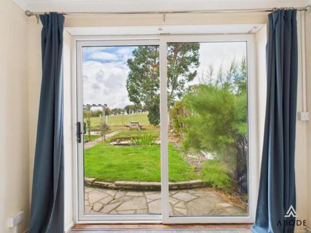 Bungalow 2 Bedroom For Sale Anslow Anslow 237000 ES99641757
