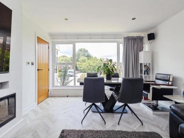 Bungalow 2 Bedroom For Sale Ashton Tameside 300000 ELS100649199