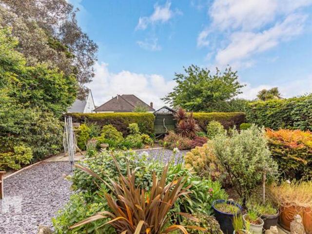 Bungalow 2 Bedroom For Sale Bournemouth Bournemouth 525000 ES98477395